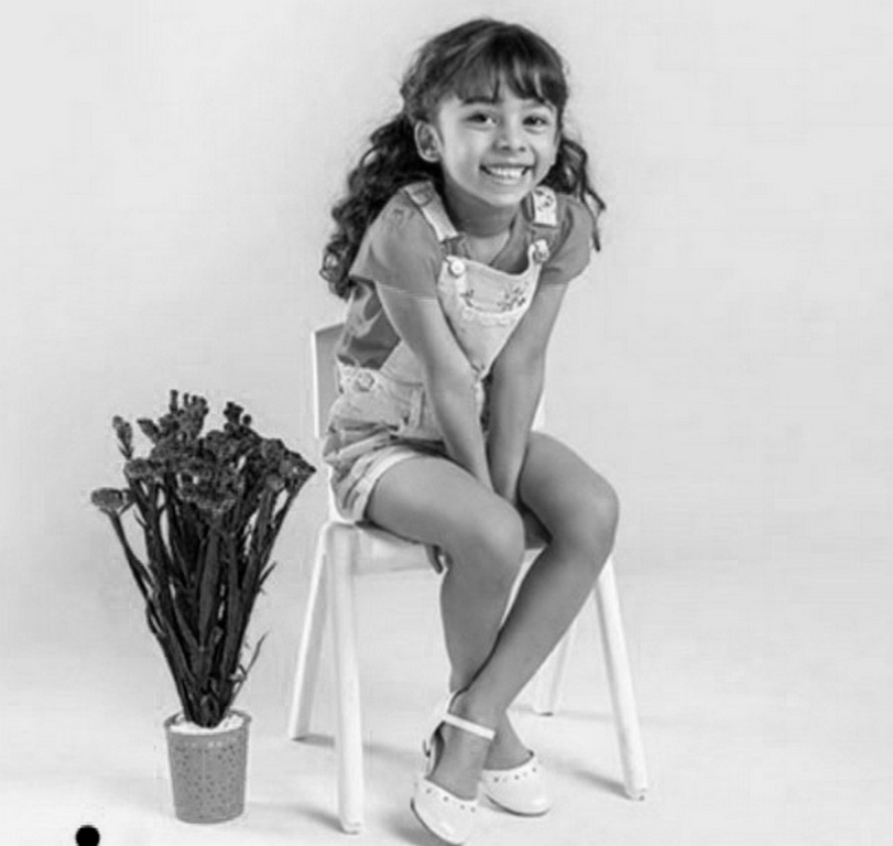 SHAWNA - JANAIR MODELING AGENCY